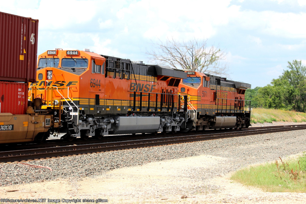 BNSF 6944 is fairly clean as dpu.